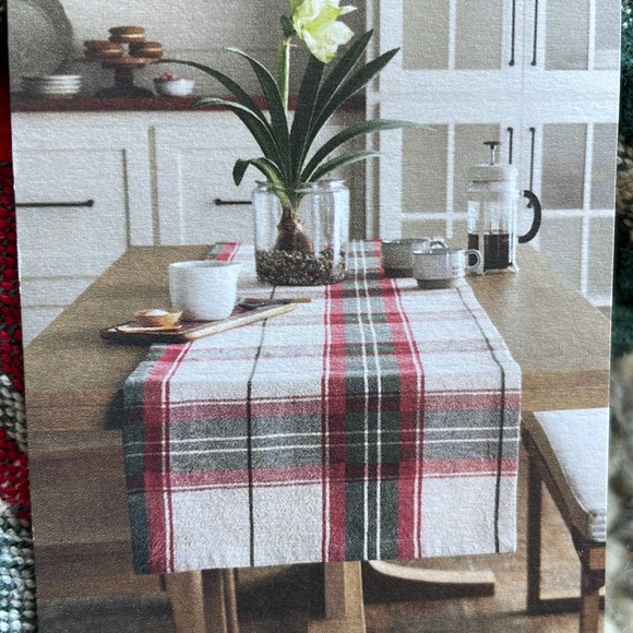 Hearth & Hand | Dining | Hearth Hand Oversized Christmas Holiday Plaid ...